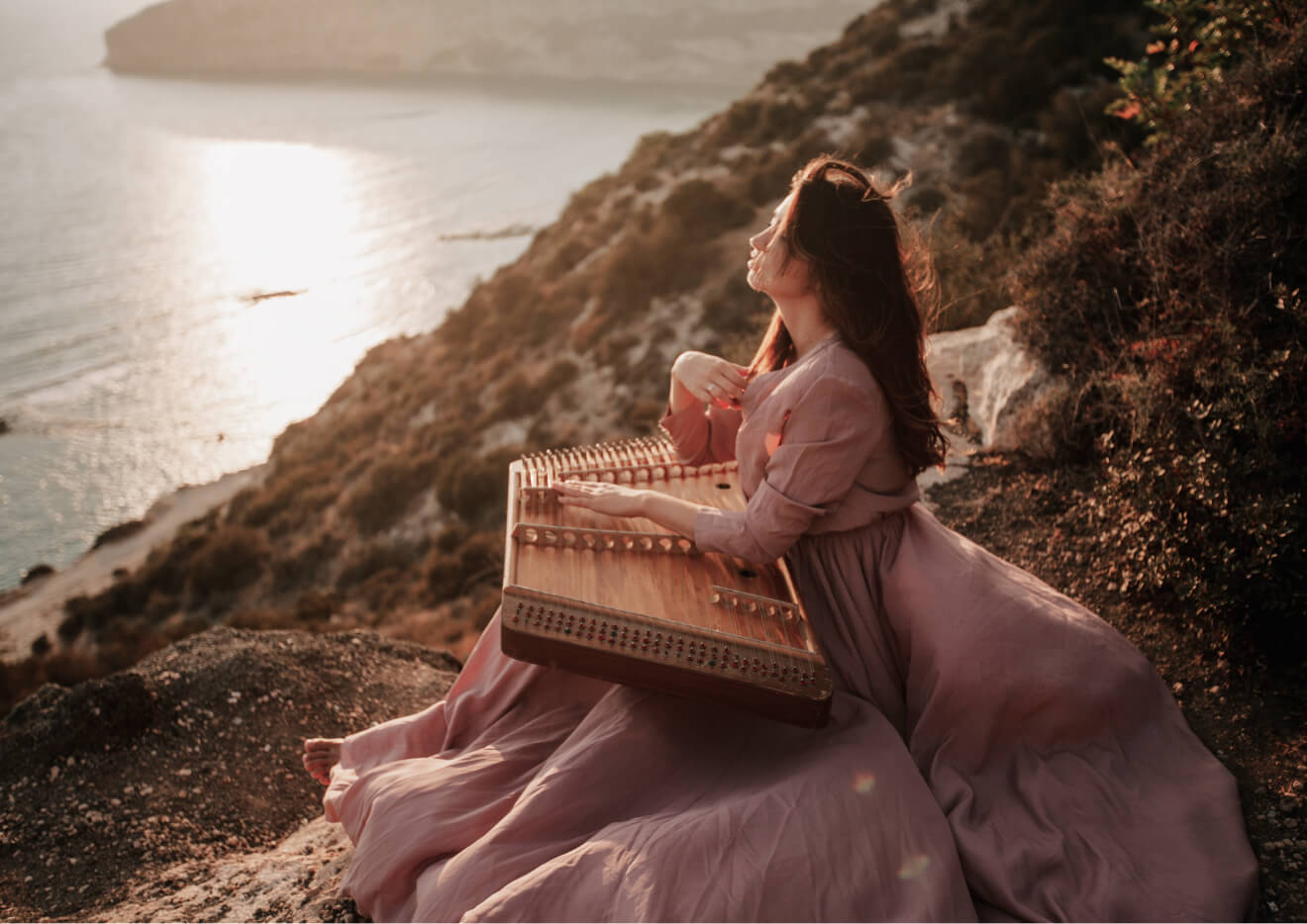 Inessa Gragovskaya - Professional cimbaly musician